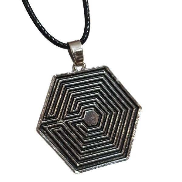 Maze Inspired Pendant Necklace: Metaphysical Jewelry for All - eclectic ...