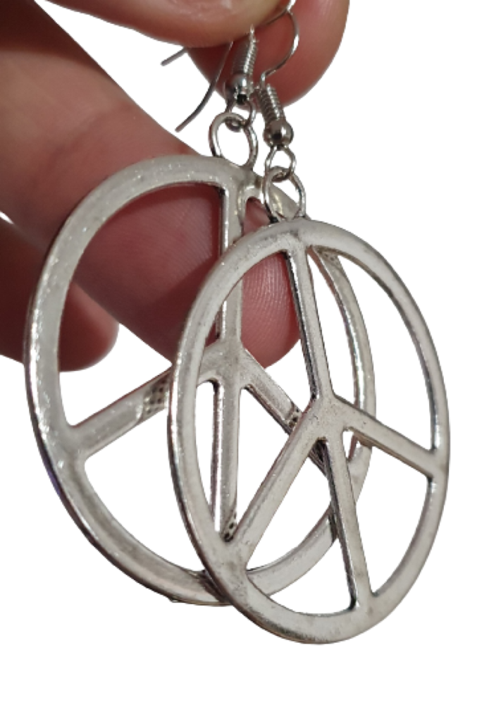 L CND P Sign En R E B J ￡0.99 thenationalherald.com